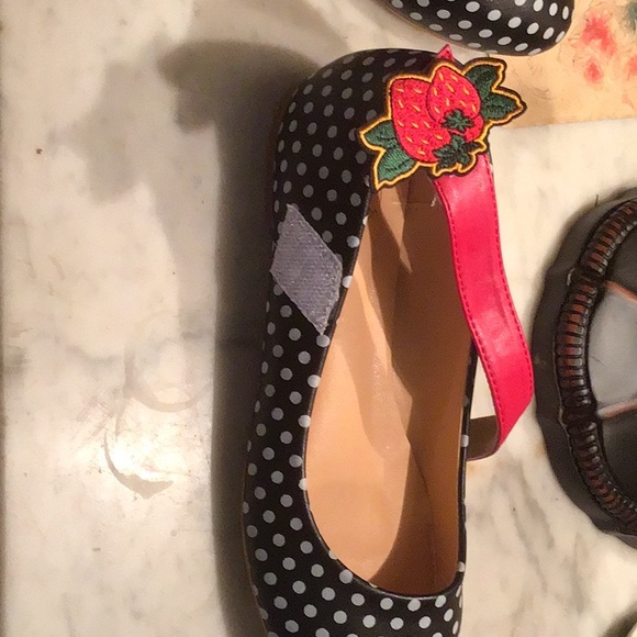 Modcloth | Shoes | Flats With Strawberry Velcro Size 6 Or 36 Runs A Tad ...